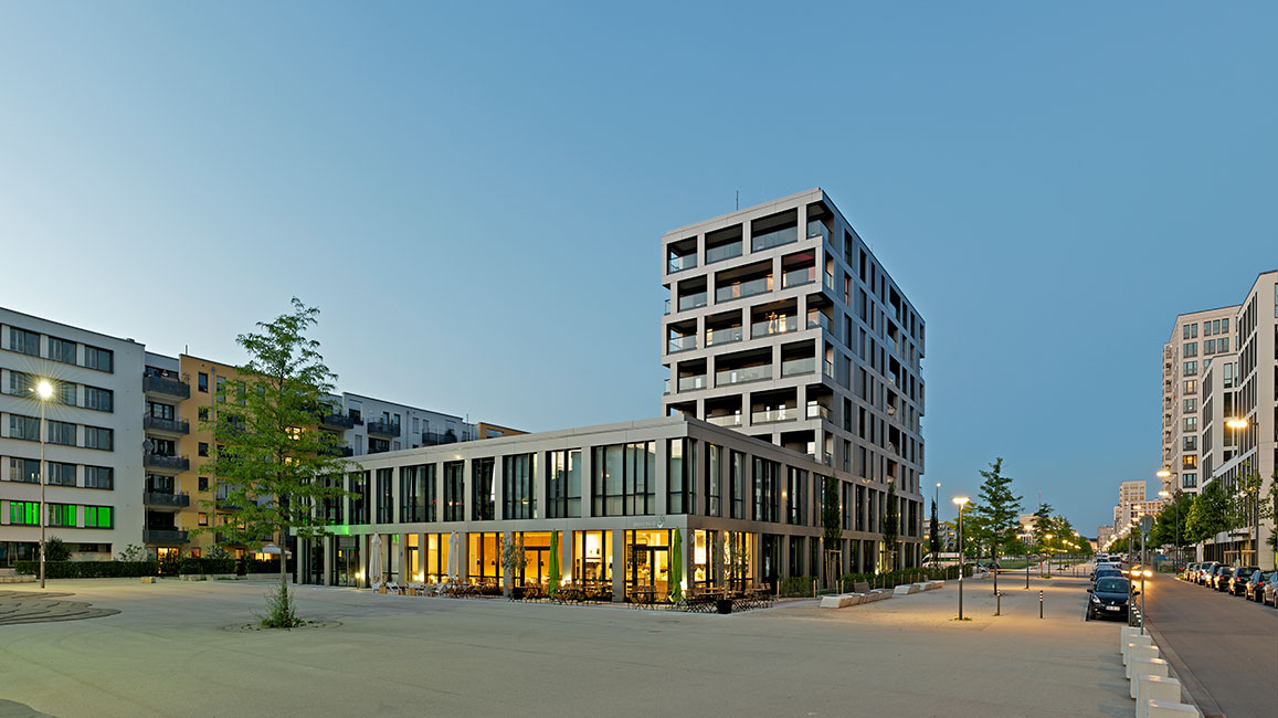 Achim Bunz Photography - Arnulfpark M16 München